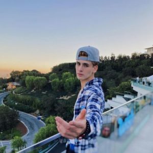 Johnny Valentine Net Worth, Age, Girlfriend, Height, Ethnicity, Career