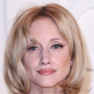 Andrea Riseborough Wiki, Age, Height, Net Worth, Relationship, Career