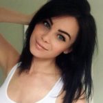 Emma Glover Net Worth, Age, Wiki, Boyfriend, Height