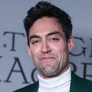 Alex Hassell Wiki, Age, Height, Net Worth, Wife, Marriage