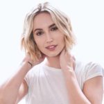 Molly McCook Wiki, Age, Height, Net Worth, Husband, Marriage