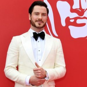 Toby Alexander Smith Wiki, Age, Height, Net Worth, Wife, Marriage