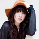 Carly Rae Jepsen- Wiki, Age, Height, Husband, Net Worth (Updated on ...