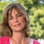 Fiona Dolman- Wiki, Age, Height, Husband, Net Worth (Updated on ...