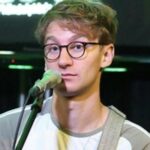 Dave Bayley- Wiki, Age, Height, Girlfriend, Net Worth (Updated on March ...