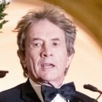 Martin Short- Wiki, Age, Height, Wife, Net Worth (Updated on March 2024)