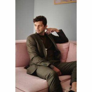 Michael C Fox Wiki, Age, Height, Net Worth, Wife, Marriage, Career