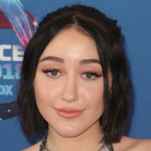Noah Cyrus Wiki 2024- Age, Ethnicity, Boyfriend, Height, Net Worth, Career