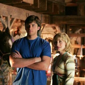 Allison Mack- Wiki, Age, Height. Husband, Net Worth (Updated on ...