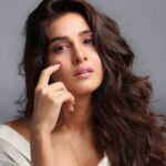 Neha Khan- Wiki, Age, Height, Boyfriend, Net Worth (Updated on February 2024)