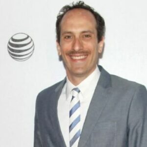 Peter Grosz- Wiki, Age, Height, Wife, Net Worth (Updated on February 2024)