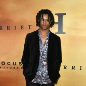 Henry Hunter Hall- Wiki, Age, Height, Girlfriend, Net Worth (Updated on ...