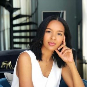 Elizabeth Mathis- Wiki, Age, Height, Net Worth, Husband, Ethnicity ...