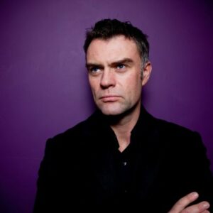 Julian Lewis Jones- Wiki, Age, Height, Net Worth, Girlfriend (Updated ...