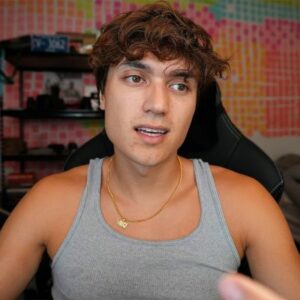 Kelly Wakasa- Wiki, Age, Height, Net Worth, Girlfriend, Ethnicity ...