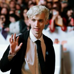 Troye Sivan – Wiki, Bio, Age, Height, Net Worth, Girlfriend (Updated on ...