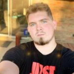 Your Narrator- Wiki, Biography, Age, Height, Net Worth, Girlfriend ...