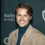 Logan Shroyer- Wiki, Age, Height, Net Worth, Girlfriend (Updated on ...