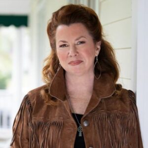 Siobhan Fallon Hogan- Wiki, Age, Height, Net Worth, Husband (Updated on ...