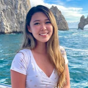 ExtraEmily- Wiki, Age, Height, Net Worth, Boyfriend (Updated on ...