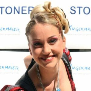 Regina Deutinger- Wiki, Age, Height, Net Worth, Boyfriend (Updated on ...