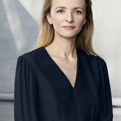 Delphine Arnault- Wiki, Age, Height, Net Worth, Husband (Updated on ...