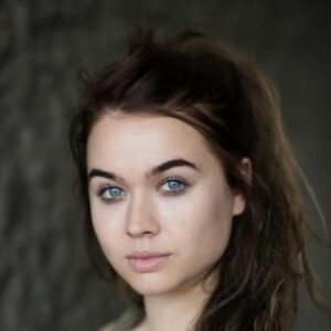 Megan Cusack's Parents: Who Are Padraig And Denise Cusack? Ethnicity ...