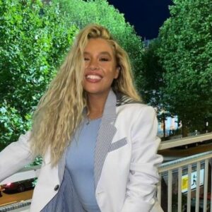 Who Are Molly Rainford Parents? Meet Dave Rainford and Sarah Rainford ...