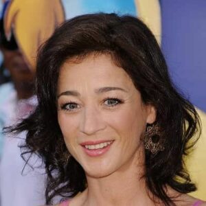 Moira Kelly- Wiki, Age, Height, Husband, Net Worth