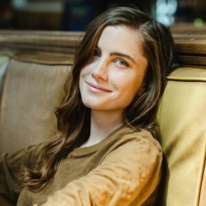 Vic Michaelis Age: How Old Is She? Explore Her Wiki And Family