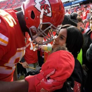 Chris Jones- Wiki, Age, Net Worth, Height, Girlfriend, Ethnicity